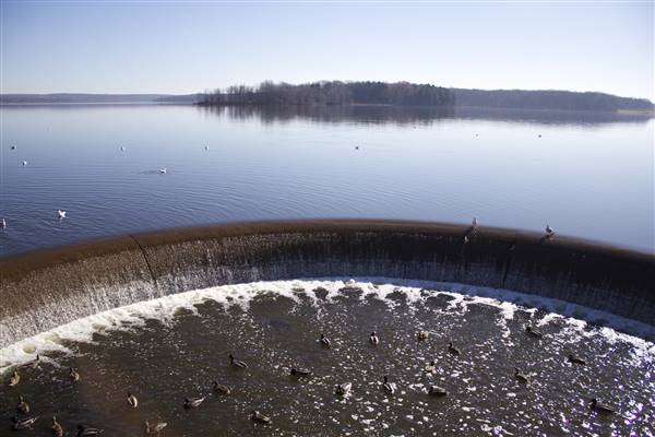 Locations Hub - Pymatuning Spillway