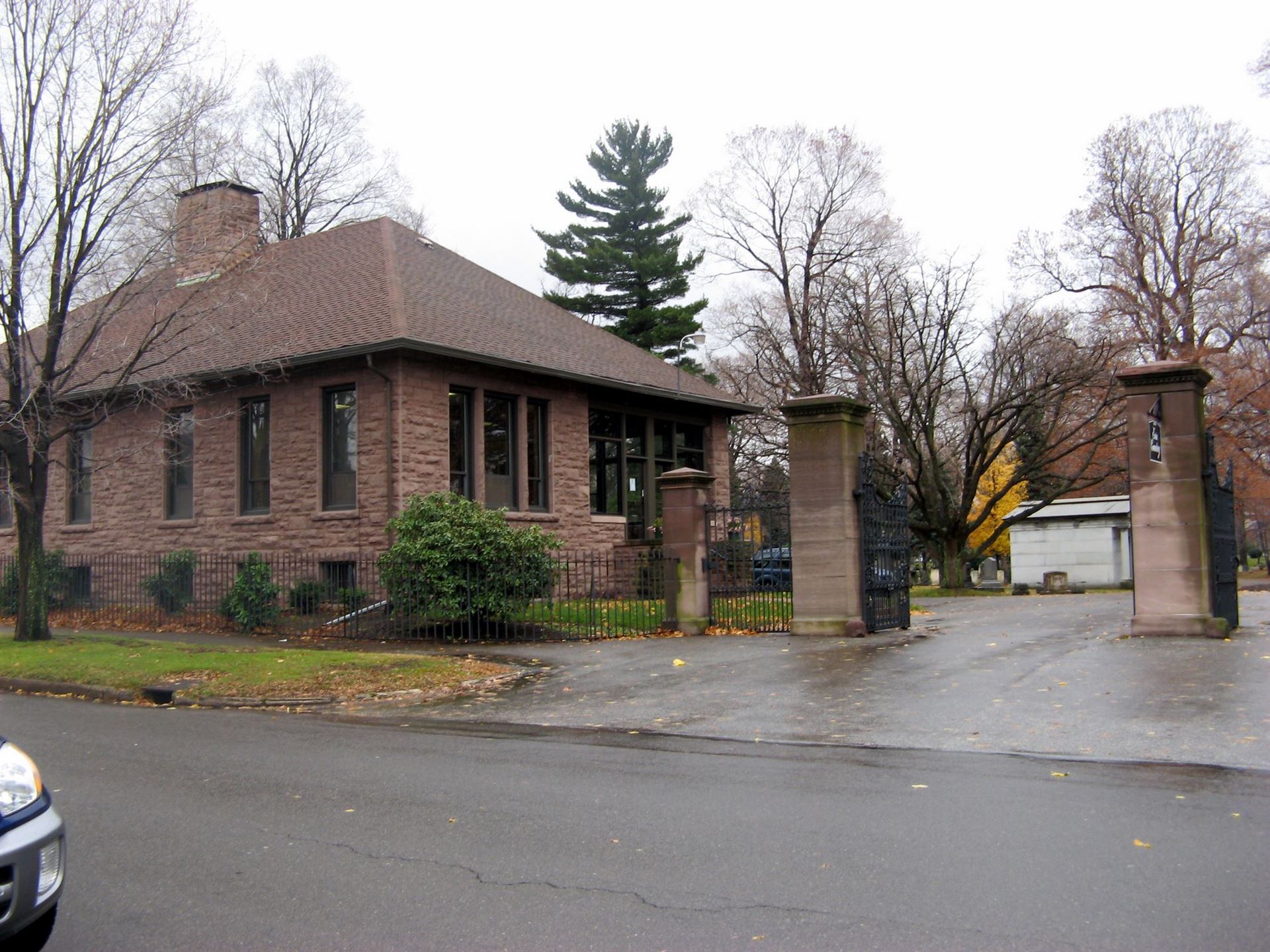 Locations Hub - Erie Cemetery Ii