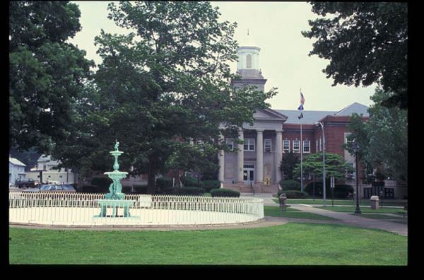 Locations Hub - Crawford County Courthouse